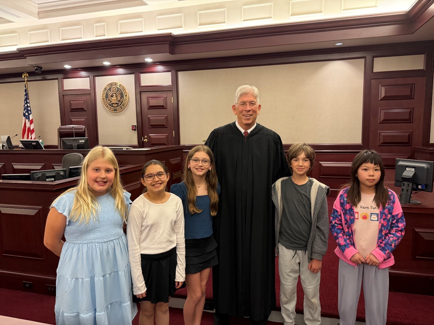 Upper Arlington students watch, participate in Naturalization Ceremony ...